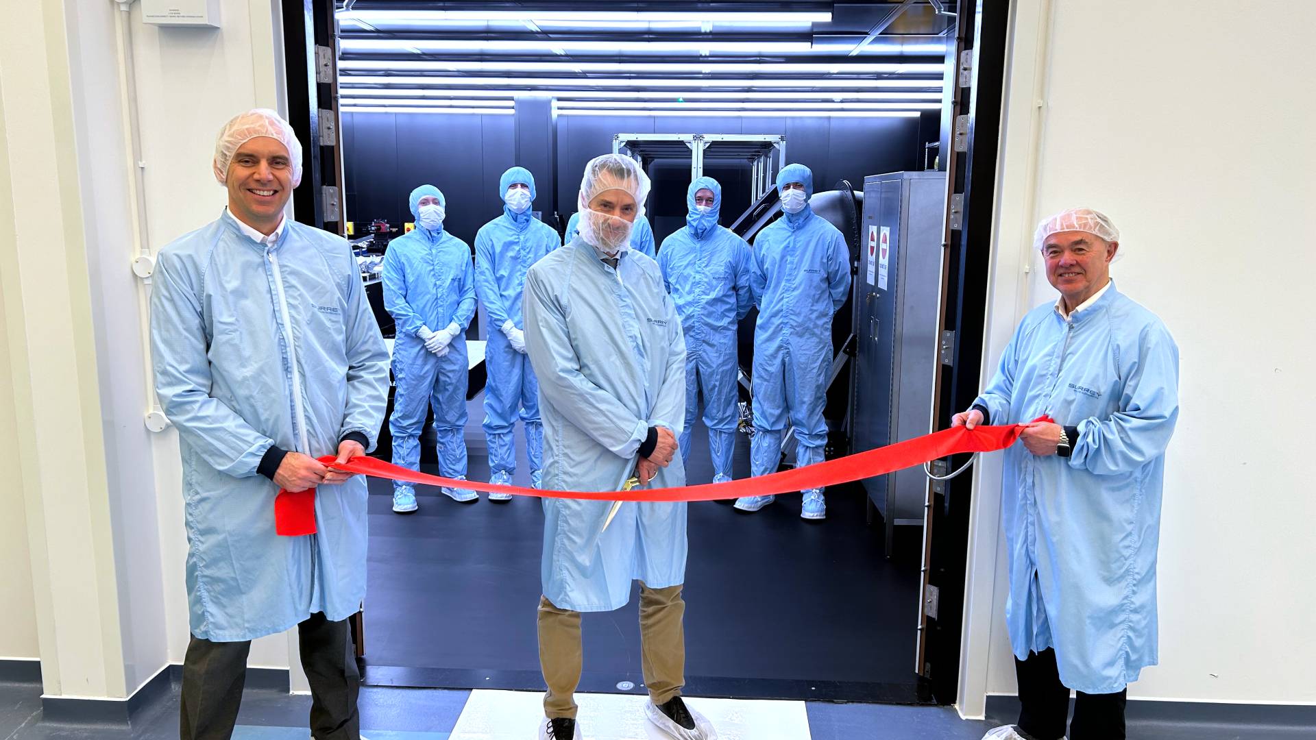 Surrey Satellite Technology Ltd Unveils State-of-the-Art Imaging R&D Cleanroom – Surrey Research ...